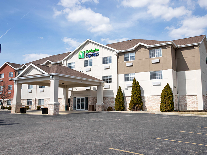 Holiday Inn Express provides modern comforts with that reassuring consistency that makes it the security blanket of the hospitality world.