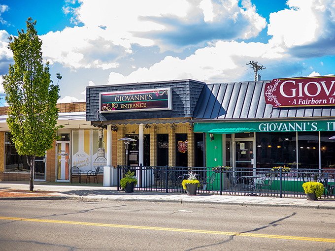 Giovanni's Entrance &ndash; three syllables that promise relief from hunger and a temporary escape from whatever Monday threw your way.