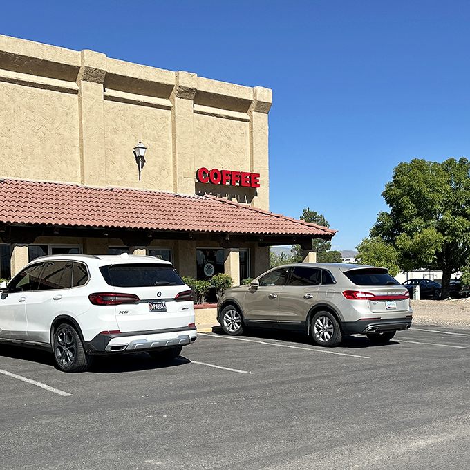 Even the coffee shops in Cottonwood promise affordable indulgence, where your Social Security check stretches as far as the views.