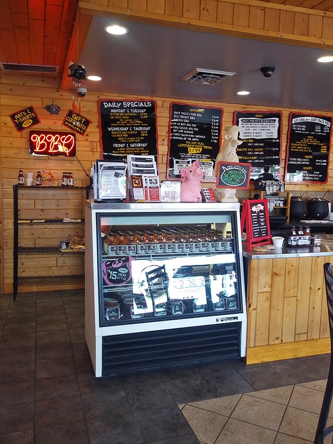 Daily specials boards that change with the pitmaster's inspiration. In barbecue, as in life, sometimes the best experiences are the ones you didn't plan for.