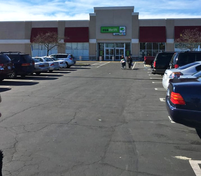 The parking lot: first battlefield in the war for secondhand treasures. Early birds get the vintage worms at this Sacramento shopping destination.