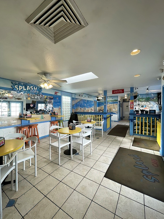 The dining room fills with the universal language of contentment &ndash; the sound of spoons hitting empty bread bowls.