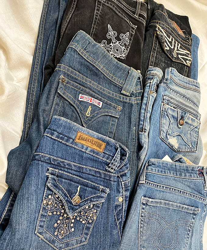 Jean therapy at its finest! From embellished pockets to classic brands, this denim collection spans decades of American style in various washes and cuts.
