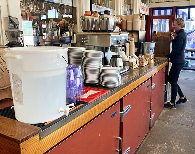 The service station where culinary magic gets plated and dreams of great meals become delicious reality.