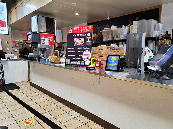 The counter setup is no-nonsense, much like the food philosophy &ndash; do simple things extraordinarily well and people will keep coming back.