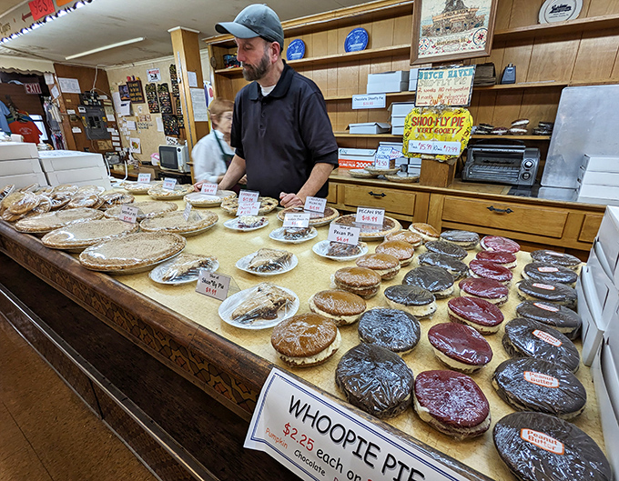 Friendly staff members orchestrate the daily ballet of pie service with genuine warmth and practiced efficiency.