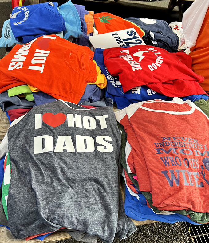 T-shirt philosophy 101: Where "I ❤️ Hot Dads" shares table space with family-friendly slogans. Something for everyone's sense of humor here.