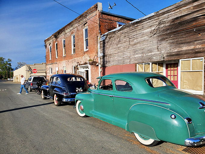 Classic cars and classic architecture&mdash;a scene that makes you wonder if you've driven through a time portal to when America still made things built to last.