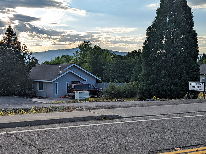 The Etna Motel stands ready for weary travelers, offering no-frills accommodation with million-dollar mountain views thrown in for free.