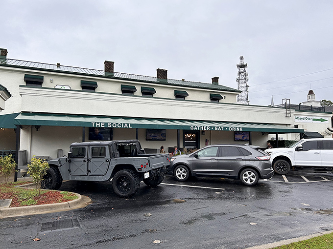 "Gather, Eat, Drink" isn't just a slogan at The Social&mdash;it's a perfect summation of what makes small-town dining so satisfying.