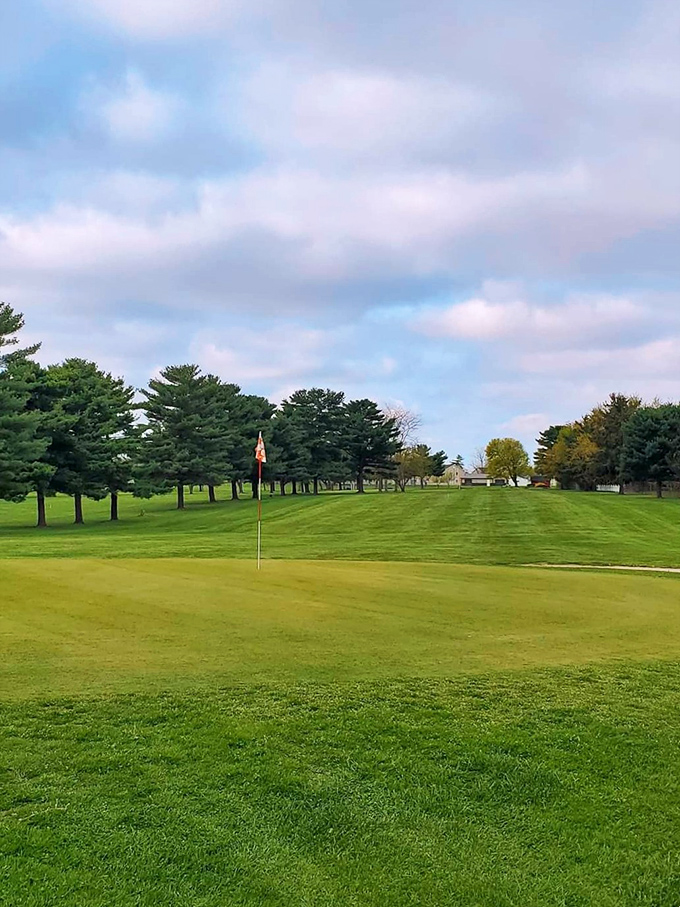Twin Lakes Golf Course doesn't just offer 18 holes&mdash;it provides therapy sessions with nature where the only prescription is "swing away."
