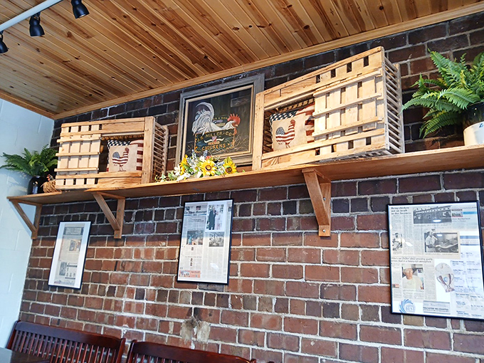 The chicken-themed d&eacute;cor and framed newspaper clippings tell the story of a place that's become woven into the fabric of Athens.