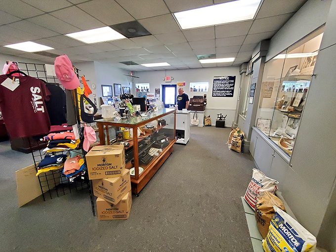 The gift shop offers salty souvenirs for every taste &ndash; from practical kitchen accessories to "I licked it and liked it" memorabilia.