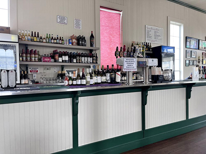 The bar at Phil's isn't just serving drinks &ndash; it's dispensing liquid courage for your next adventurous seafood selection.