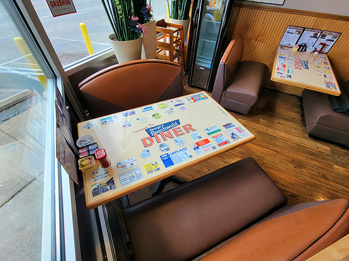 These booths have hosted first dates, family reunions, and Sunday morning recovery sessions&mdash;each with its own story marinated in maple syrup.