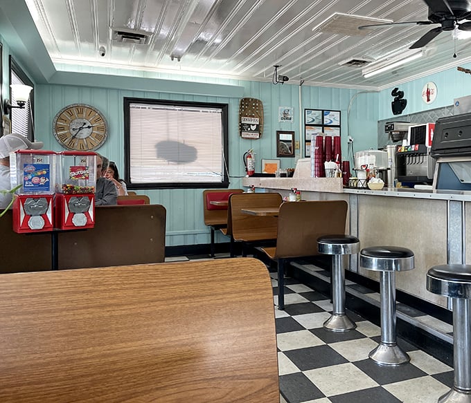 Cozy booths bathed in warm light—the perfect setting for solving the world's problems over homemade pie.
