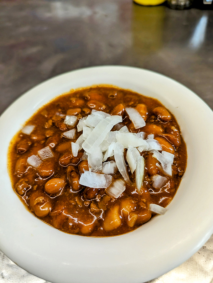 Bean by bean, this chili has converted more vegetable skeptics than any wellness influencer could ever dream of reaching.