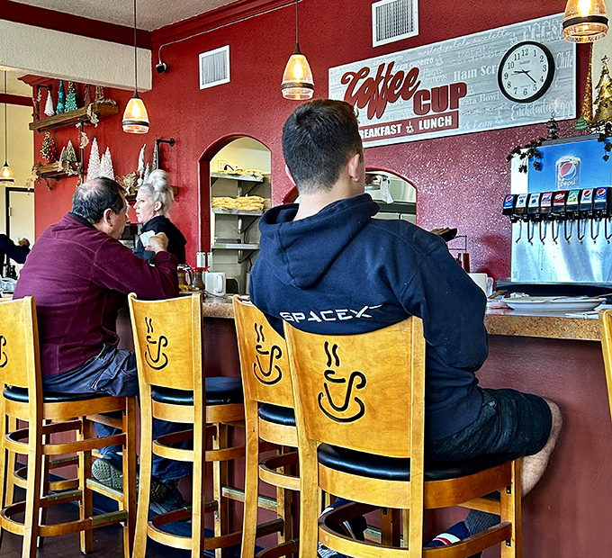 Counter seats for solo diners who know the best conversations happen with strangers over scrambled eggs.