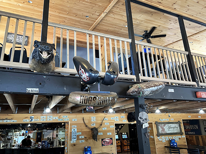 Decor that tells you this place takes its food seriously but doesn't take itself too seriously—the perfect dining philosophy.