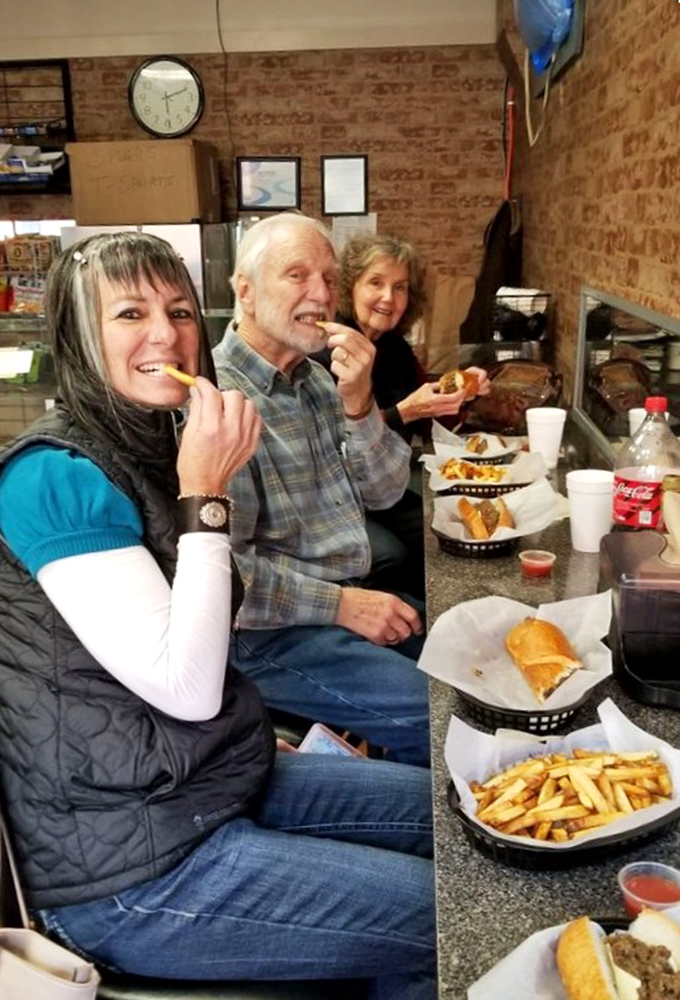 The true measure of any eatery: happy customers enjoying their food. Those smiles tell you everything you need to know about Speed's quality.