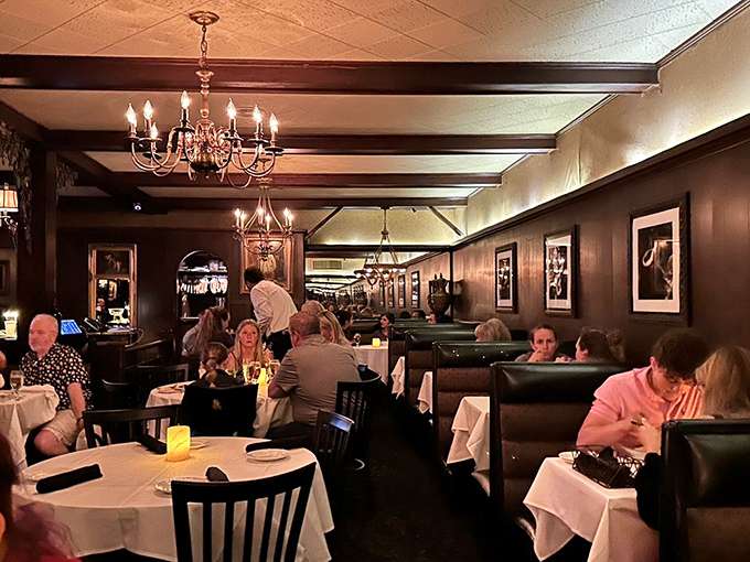 The dining room hums with conversation and clinking glasses&mdash;the soundtrack to memorable meals since before Instagram could document them.