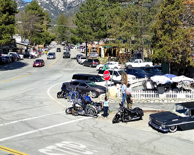 Downtown Idyllwild buzzes with visitors and locals alike. On weekends, motorcyclists add their rumbling soundtrack to the mountain symphony.