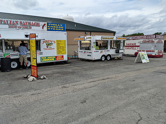 The food truck court &ndash; where Italian sausage meets Philly cheesesteak in a delicious cultural summit.