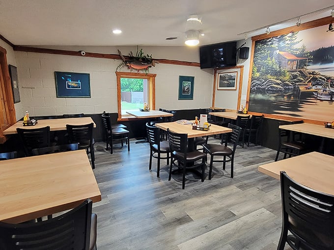Cozy dining rooms like this remind us why eating out beats takeout every single time.