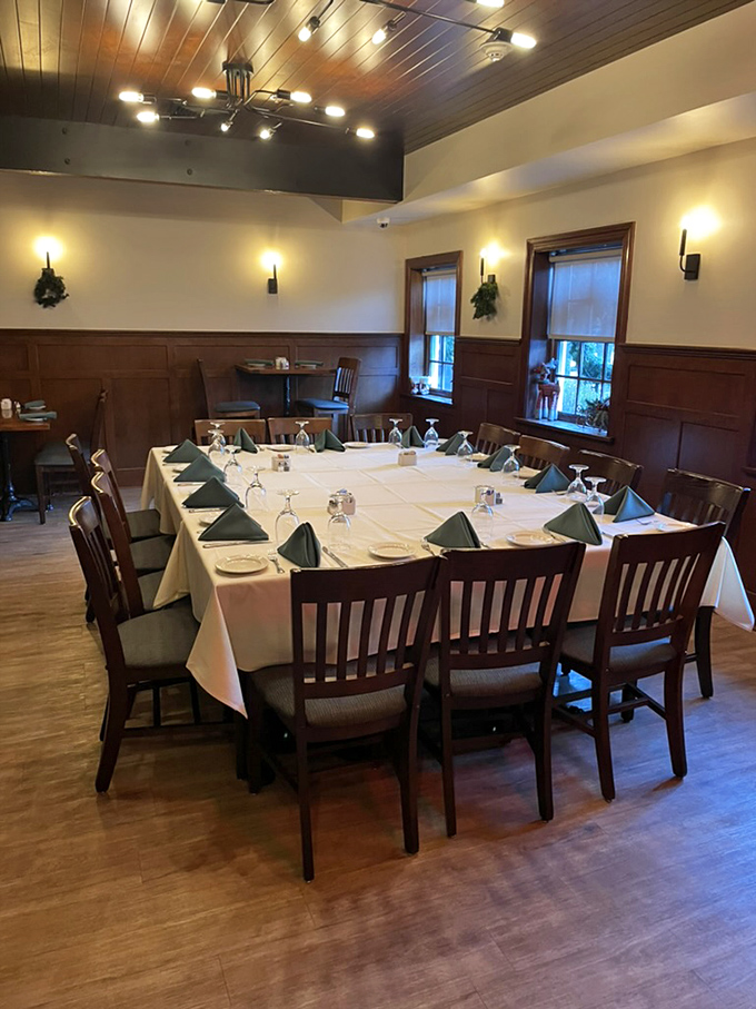 Private dining done right &ndash; where family celebrations and business deals have been sealed over exceptional meals for generations.