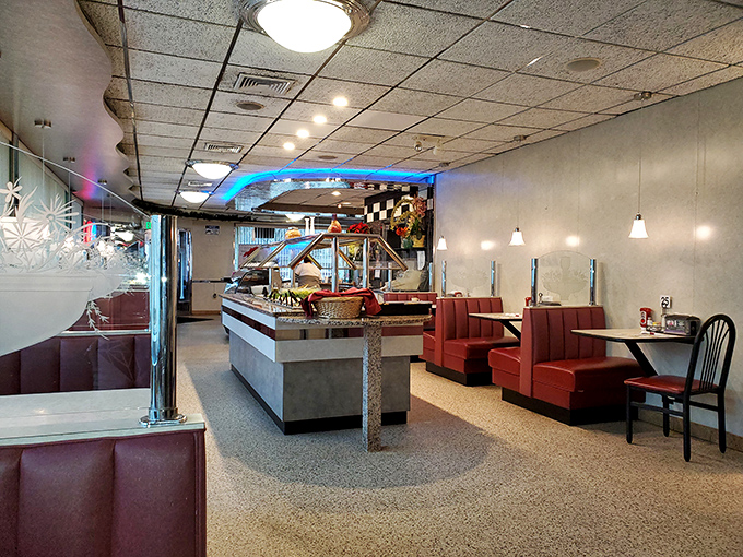 The dining area's red booths invite you to settle in for the long haul. Why rush when there's pie in the display case waiting for you?