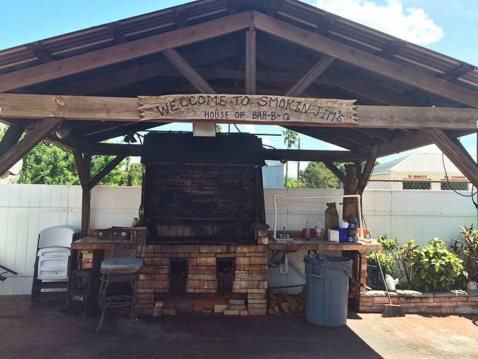 Where the magic happens. That smoker has more wisdom than most philosophy professors and twice the fan base.