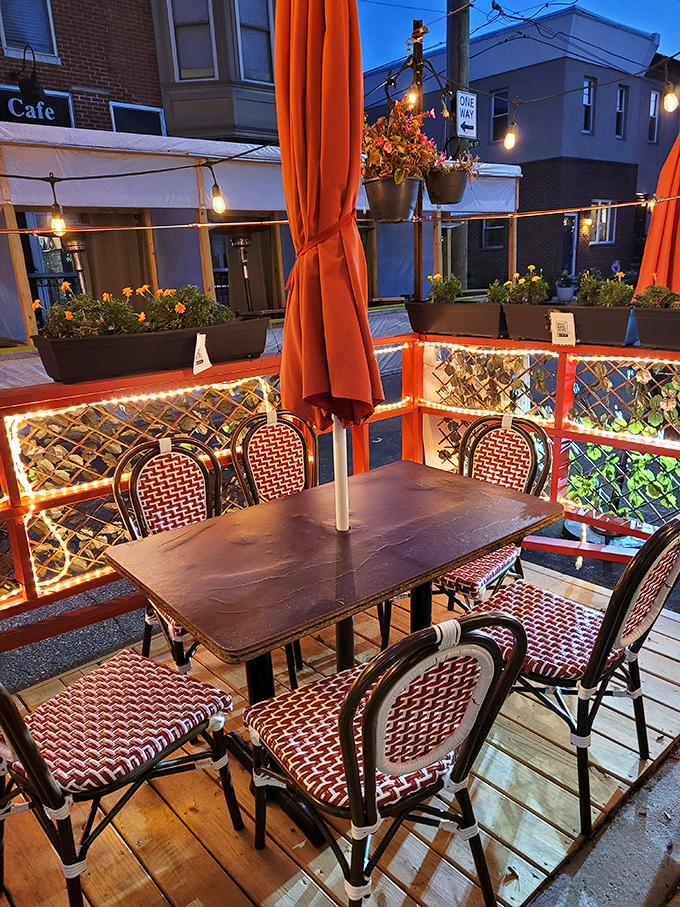 Al fresco dining with twinkling lights and bistro chairs &ndash; suddenly South Philly transforms into a little corner of Europe on warm evenings.