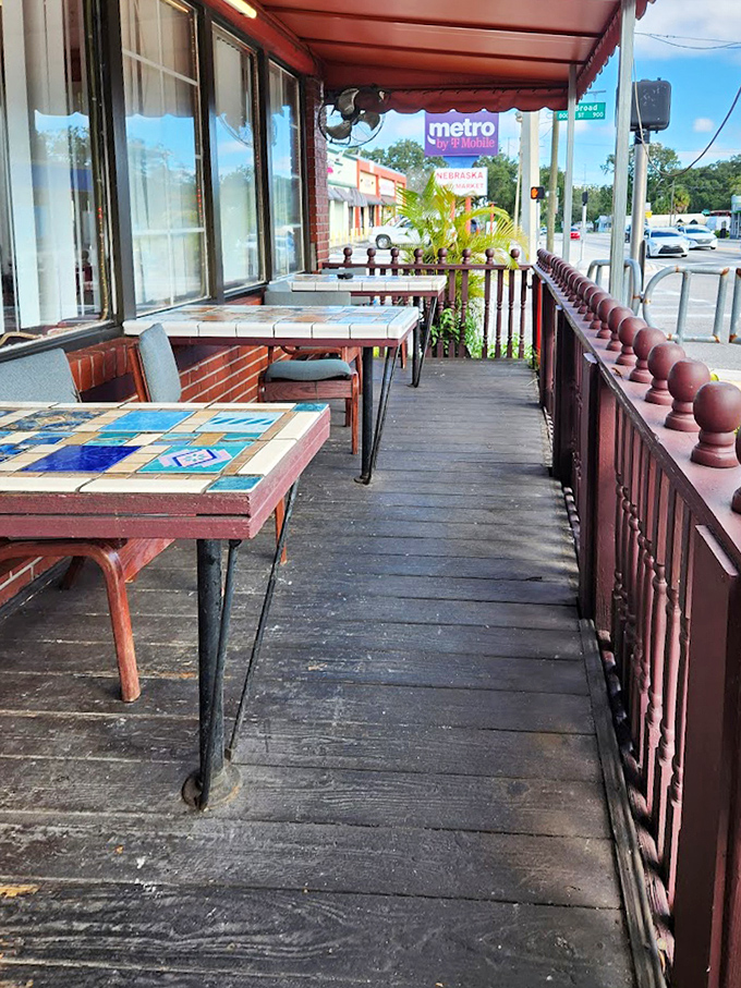 Florida's weather means sometimes breakfast comes with a side of sunshine and gentle breeze&mdash;nature's perfect digestif.