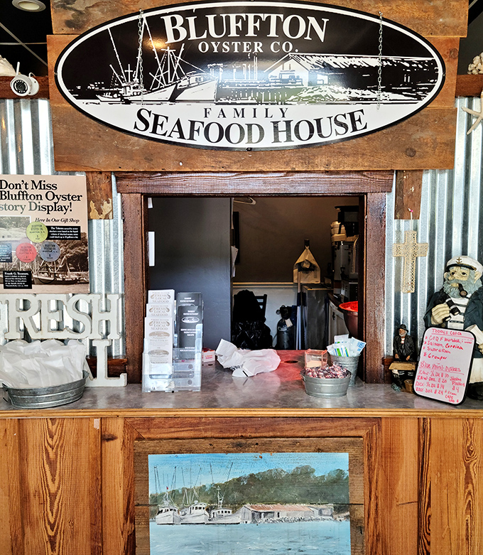 Where seafood dreams begin: the Bluffton Oyster Co. counter. Like peeking behind the curtain at seafood's magical origin story.