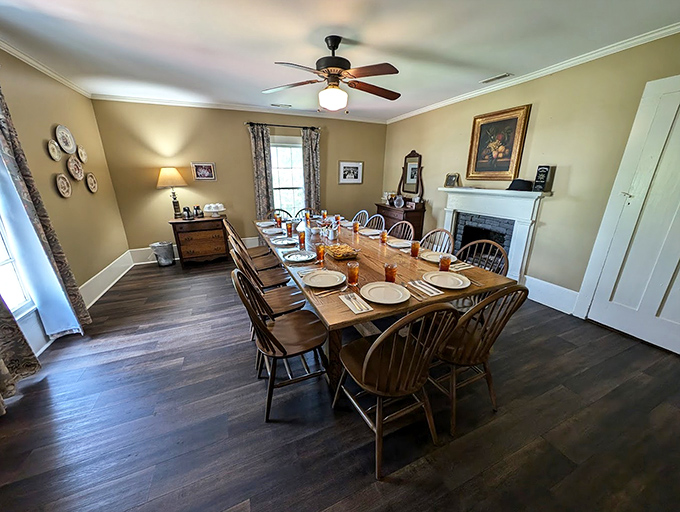 Gather 'round this communal table where the only thing better than the food is the company you'll keep while enjoying it.