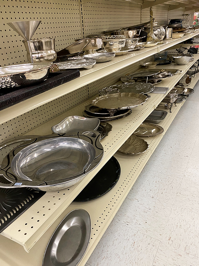 Serving pieces that would make your holiday table shine. Silver platters and unique dishes at prices that feel like a typo.
