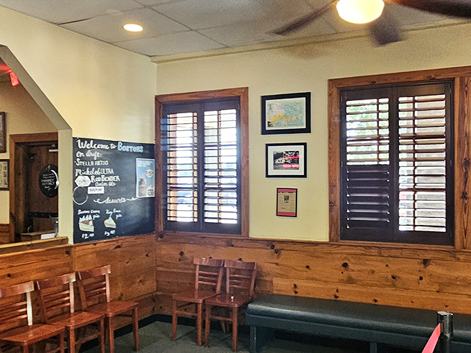 The waiting area's wooden paneling and chalkboard specials set the tone&mdash;unpretentious surroundings for extraordinary seafood.