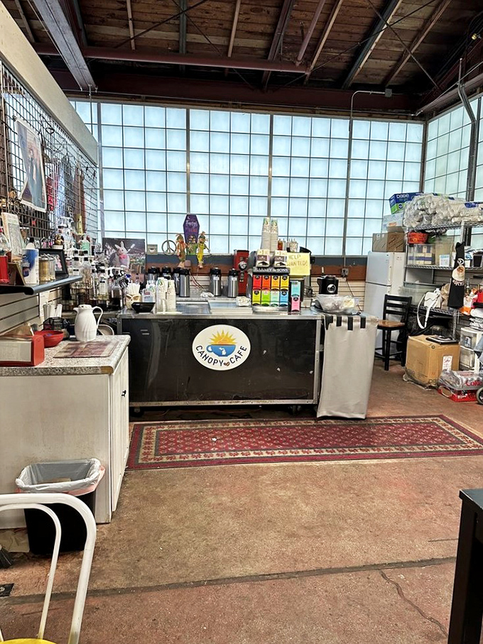 The Canopy Caf&eacute; stands ready to refuel shoppers whose bargain-hunting stamina needs a caffeine boost before the next treasure hunt begins.