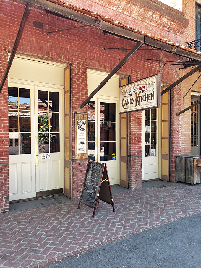 Nelson's Candy Kitchen tempts sweet tooths with old-fashioned confections &ndash; proof that some gold rush treasures come wrapped in paper, not buried in streams.