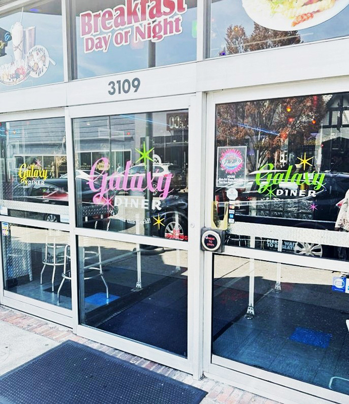 The welcoming entrance extends the diner experience into fresh air, perfect for people-watching and lingering.