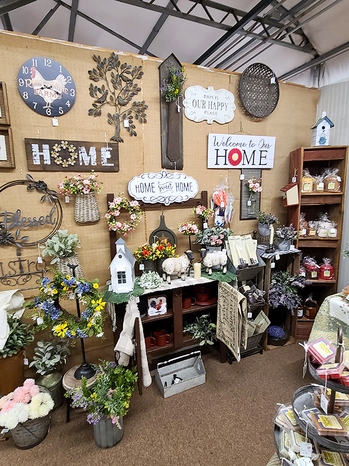 When one "HOME" sign isn't enough &ndash; this farmhouse-chic booth confirms that you can never have too many reminders of where you actually are.