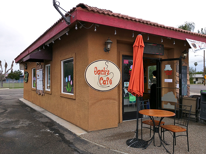 Jack's Café embodies the quintessential small-town eatery – cozy, unpretentious, and likely to remember your usual order after just a few visits.