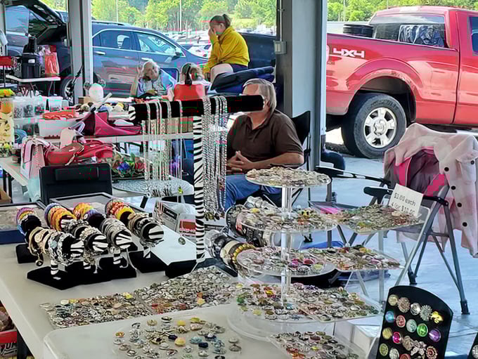 Sparkle central! This dazzling jewelry display offers enough bling to satisfy magpies and fashionistas alike.