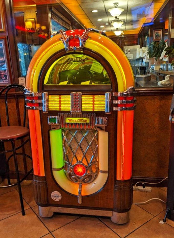 The vintage jukebox stands ready to provide the soundtrack to your food coma &ndash; Elvis and eggs, Sinatra and stroganoff.
