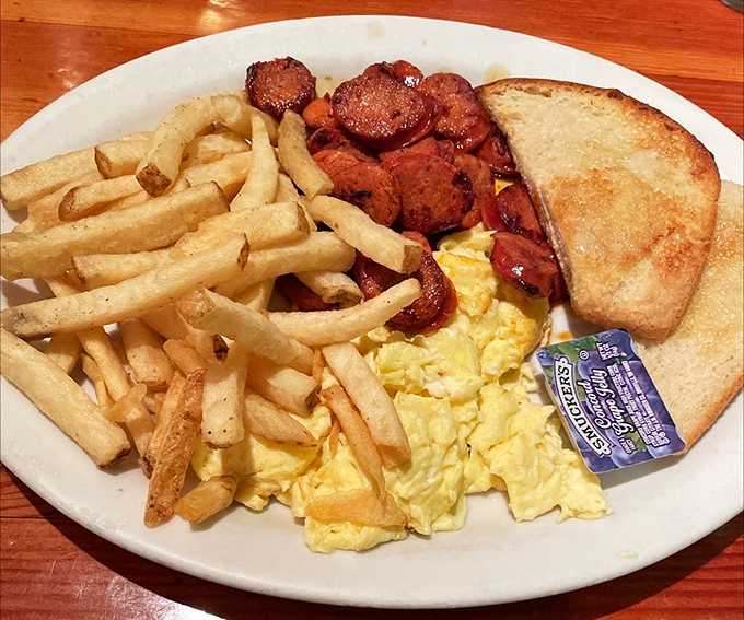 Lingui&ccedil;a and eggs&mdash;where Portuguese tradition meets American breakfast in a romance that's lasted longer than most Hollywood marriages.