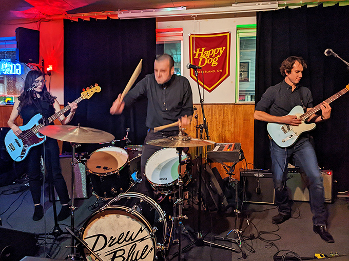 When the music starts, Happy Dog becomes more than a restaurant &ndash; it's Cleveland's tastiest concert venue where every seat comes with dinner service.