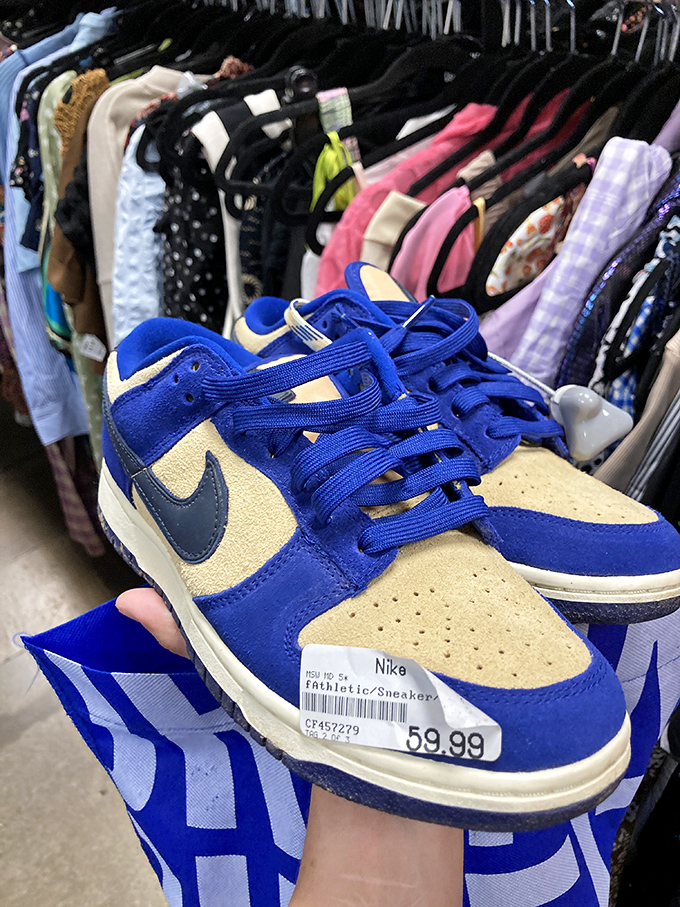 Sneaker serendipity! These blue Nike Dunks represent the holy grail of secondhand shopping&mdash;barely worn treasures at prices that won't make you wince.