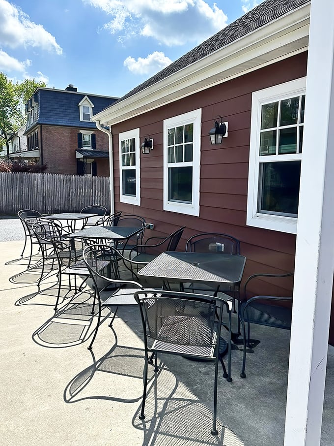 Outdoor seating for those perfect Pennsylvania days when the only thing better than barbecue is barbecue with fresh air. Simple metal tables that promise no pretension.