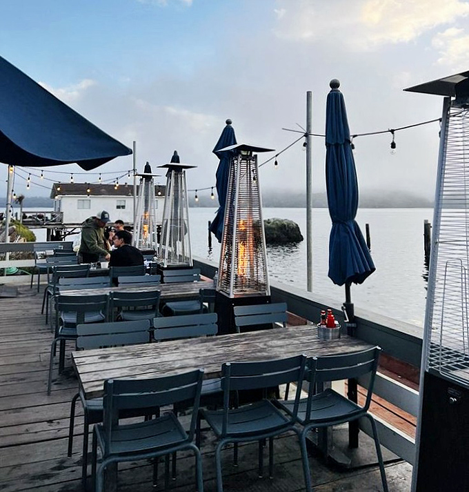 Outdoor dining with heaters that ensure fog won't dampen your feast. Mother Nature provides the ambiance; Tony's provides the flavor.