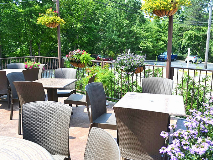 When Ohio weather cooperates, the patio becomes prime real estate &ndash; al fresco dining surrounded by flowers and fresh air.